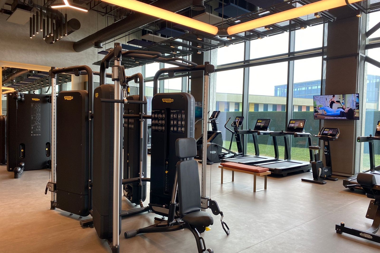 A multifunctional sports complex has been launched in Baku - İdman və Biz